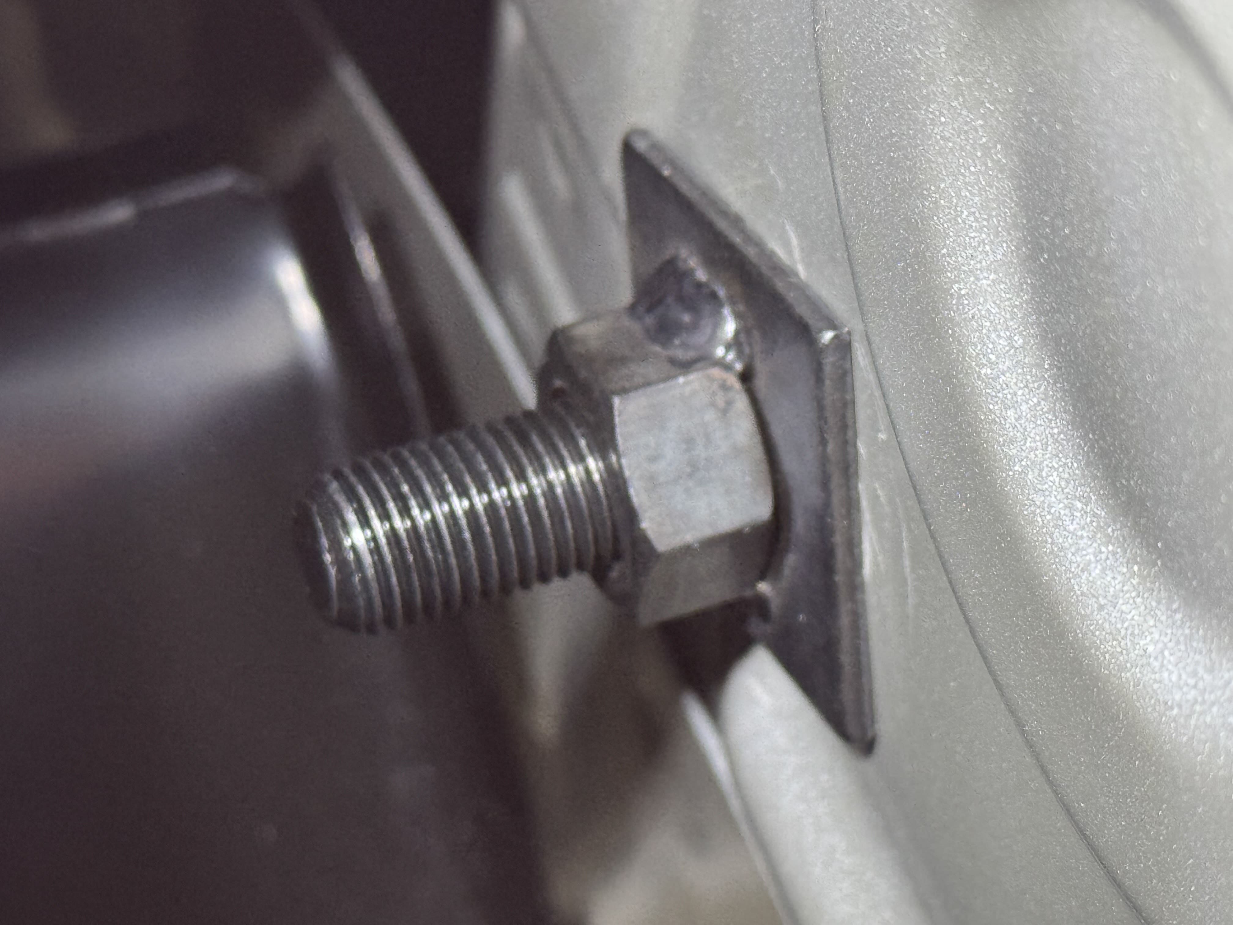 ベルト用ナット(30角プレート) 黒 | ニュージャパンヨット ーパーツ販売店 キャンピングカー＆マリンー